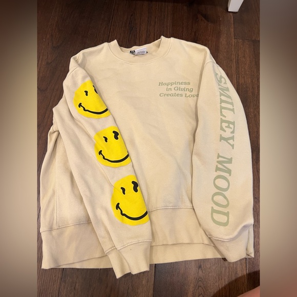 Zara | Tops | Zara Exclusive Smiley Hoodie | Poshmark